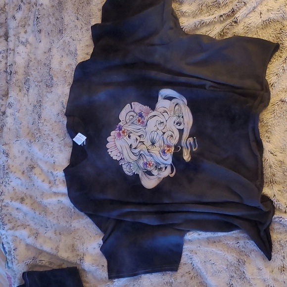 Hot Topic | Tops | Disney Little Mermaid Crop Top | Poshmark